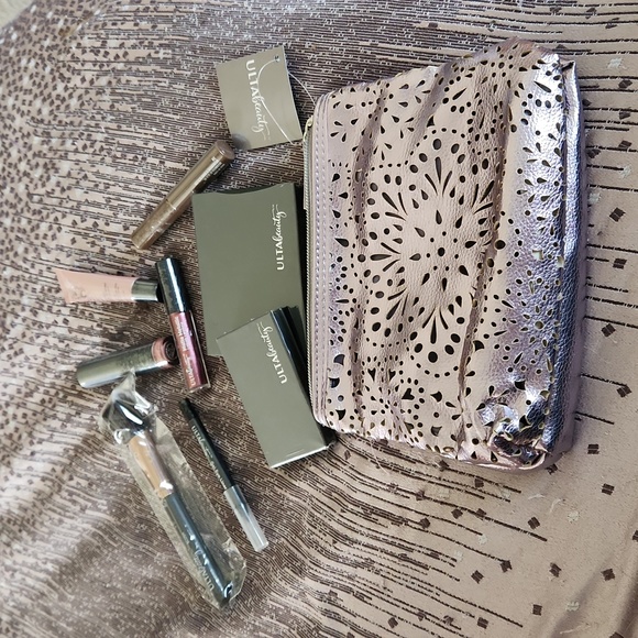 Ulta Beauty | Makeup | 8 Piece Ulta Gift Pack And Bag | Poshmark